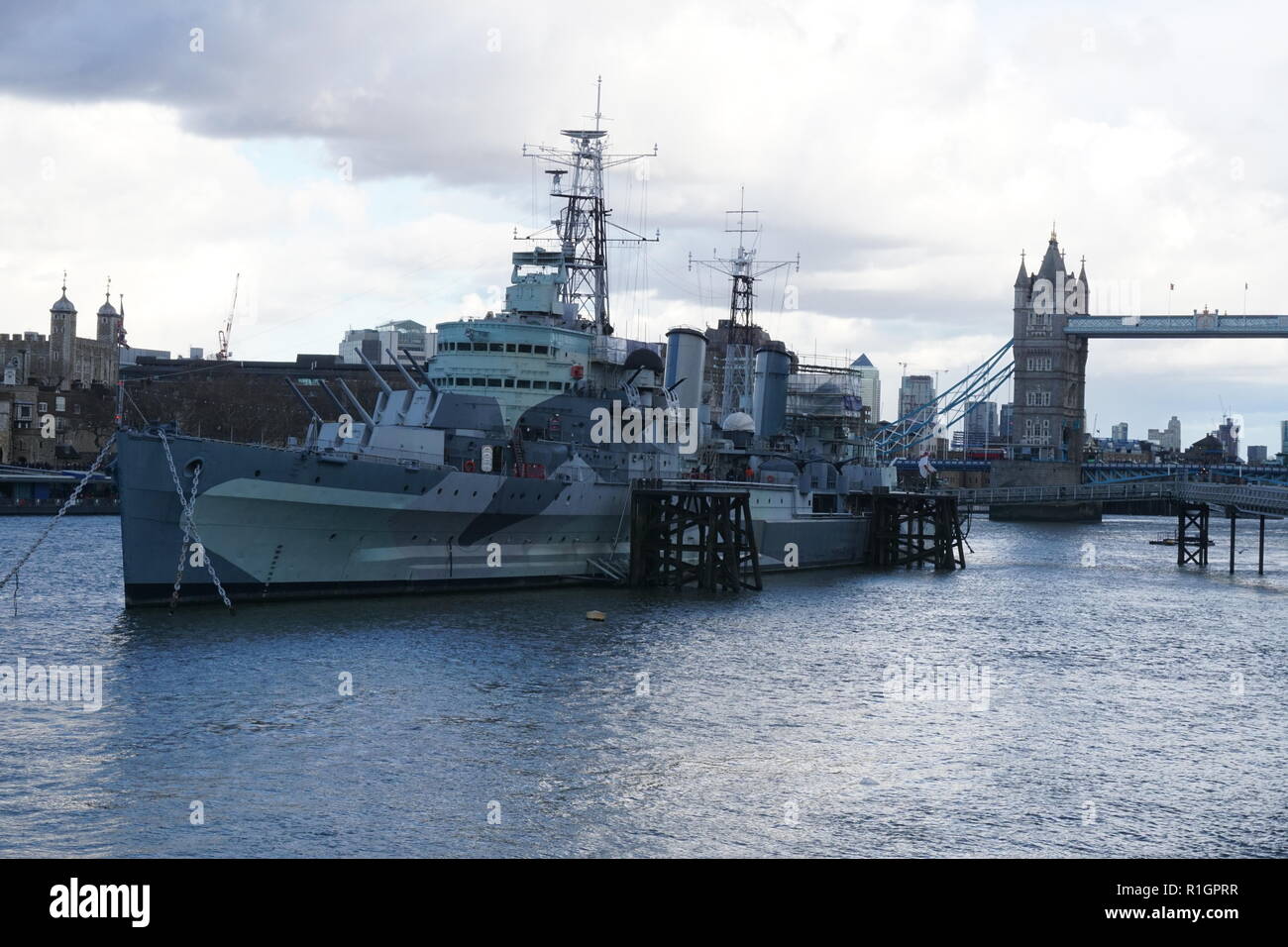 Navy cruiser hi-res stock photography and images - Alamy