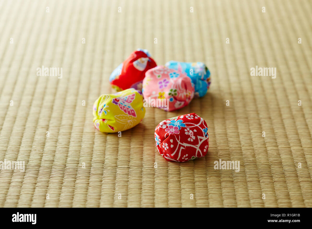 Old fashioned japanese style room hi-res stock photography and images ...