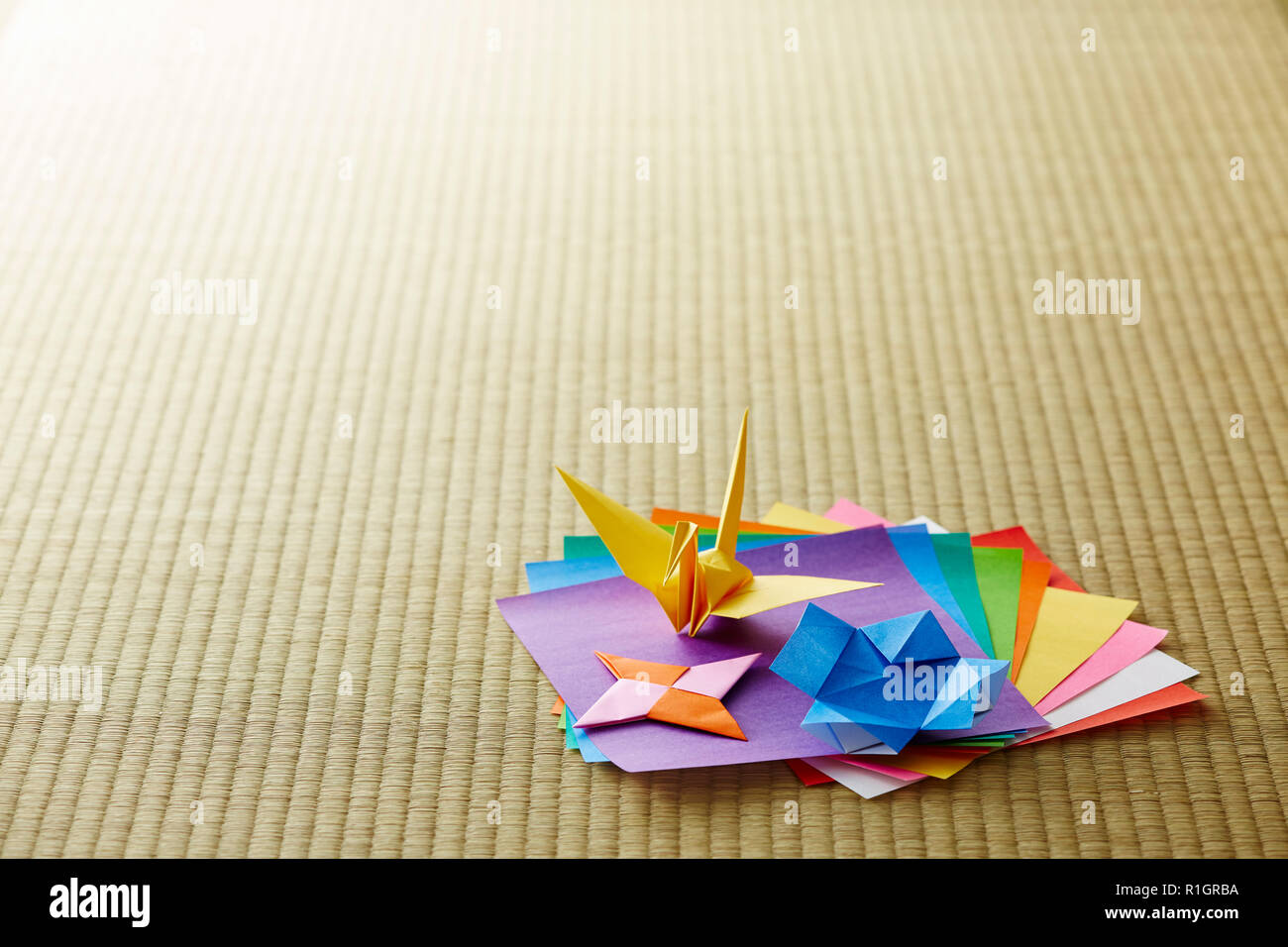 Shuriken japanese throwing star hi-res stock photography and images - Alamy