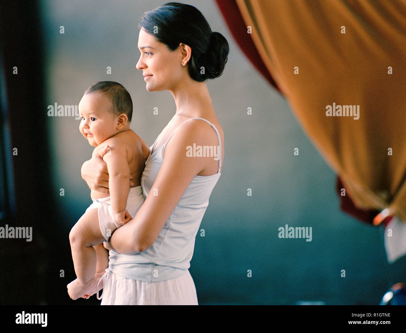 Young adult mother baby hi-res stock photography and images - Alamy