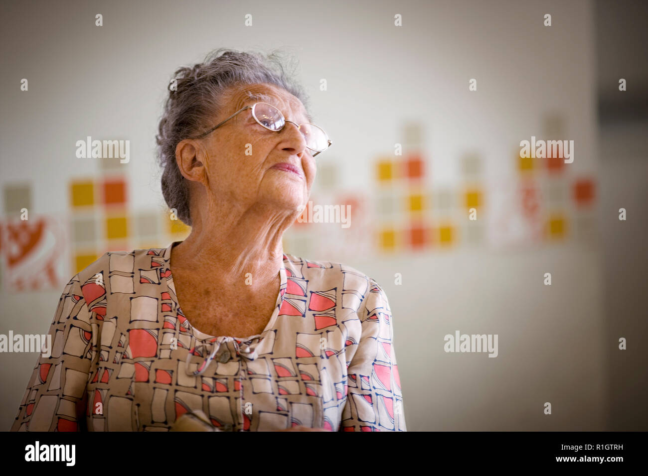 Portrait of an old lady Stock Photo - Alamy