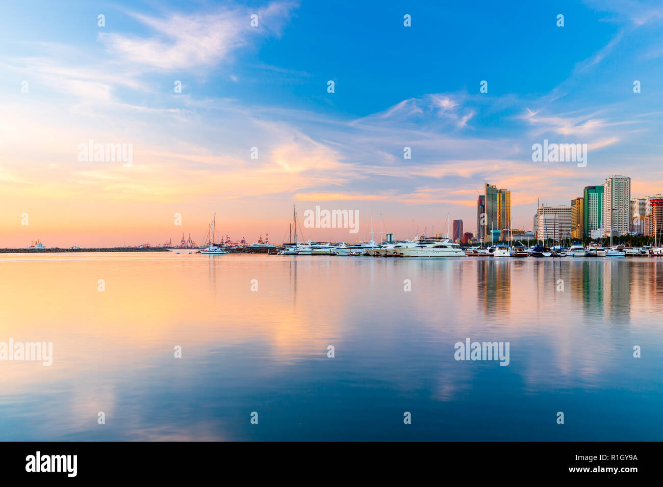 Skyline of Manila Bay and Manila City with a beautiful dramatic sky ...