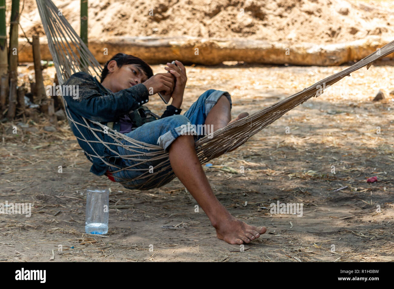 Boy asian barefoot home hi-res stock photography and images - Alamy