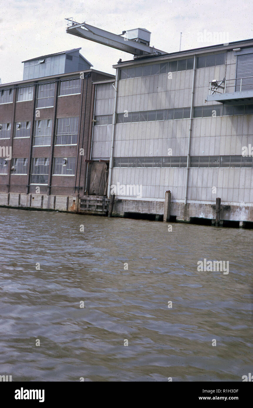 1970s building hi-res stock photography and images - Alamy