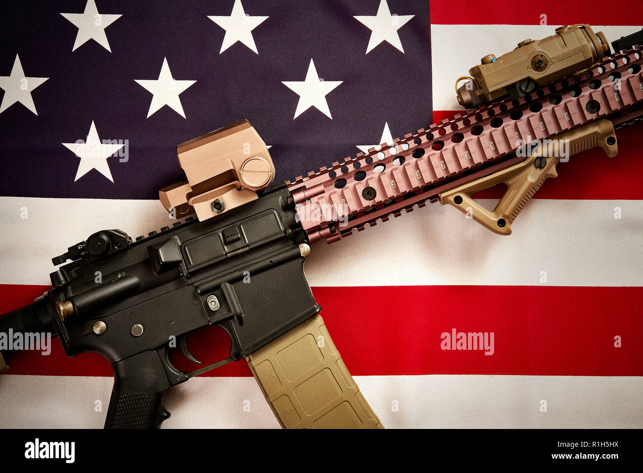 M4 carbine assault rifle american hi-res stock photography and images ...