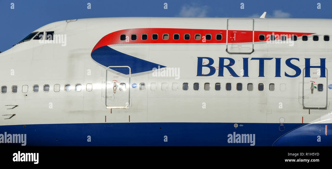 Boeing 747 Jumbo Jet Nose High Resolution Stock Photography and Images ...