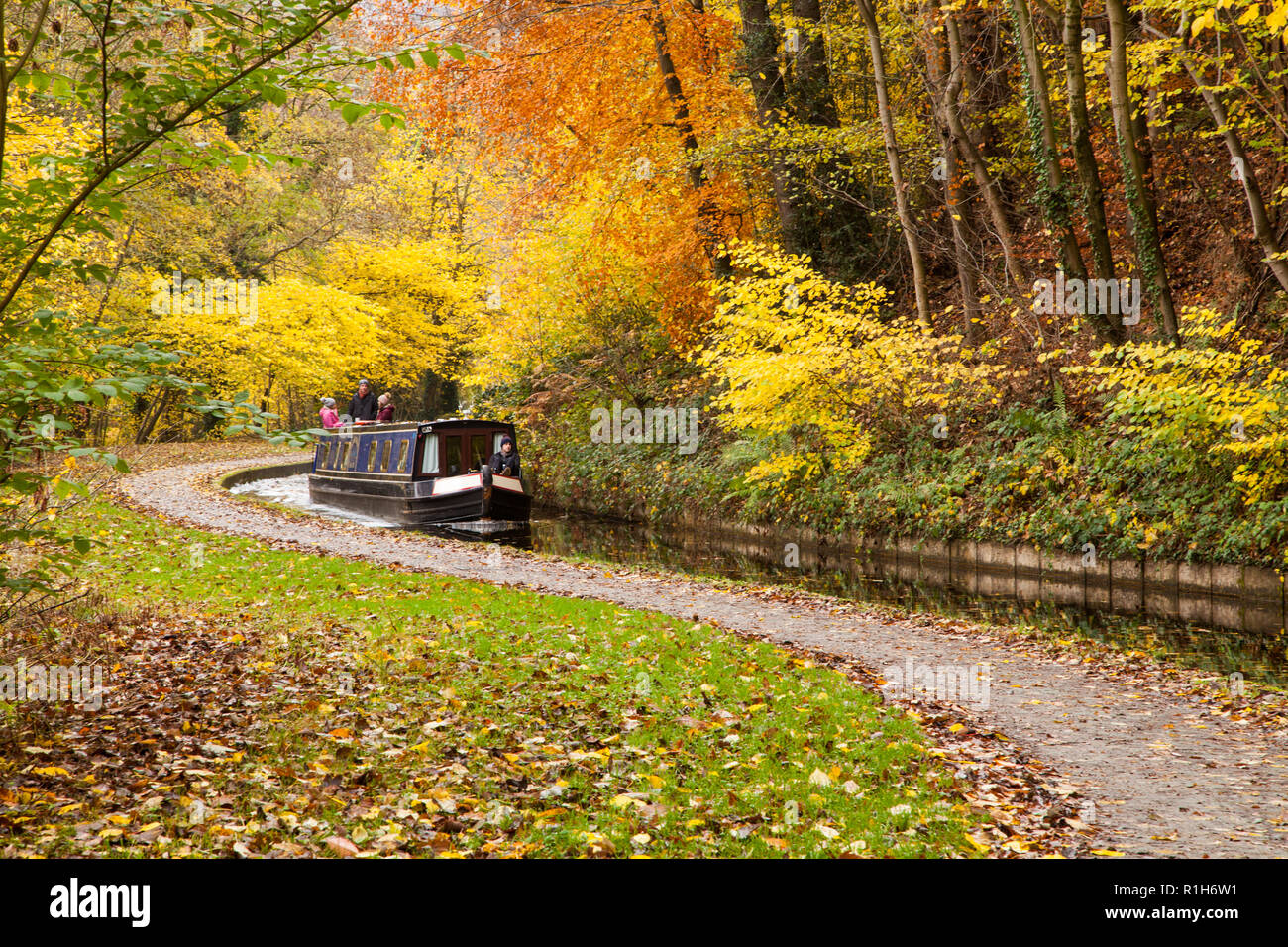Narrowboat on the 46 mile long Llangollen branch of the Shropshire ...