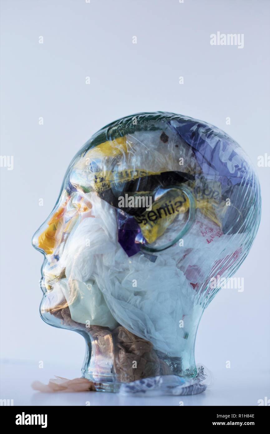 Man made of plastic pollution hi-res stock photography and images - Alamy