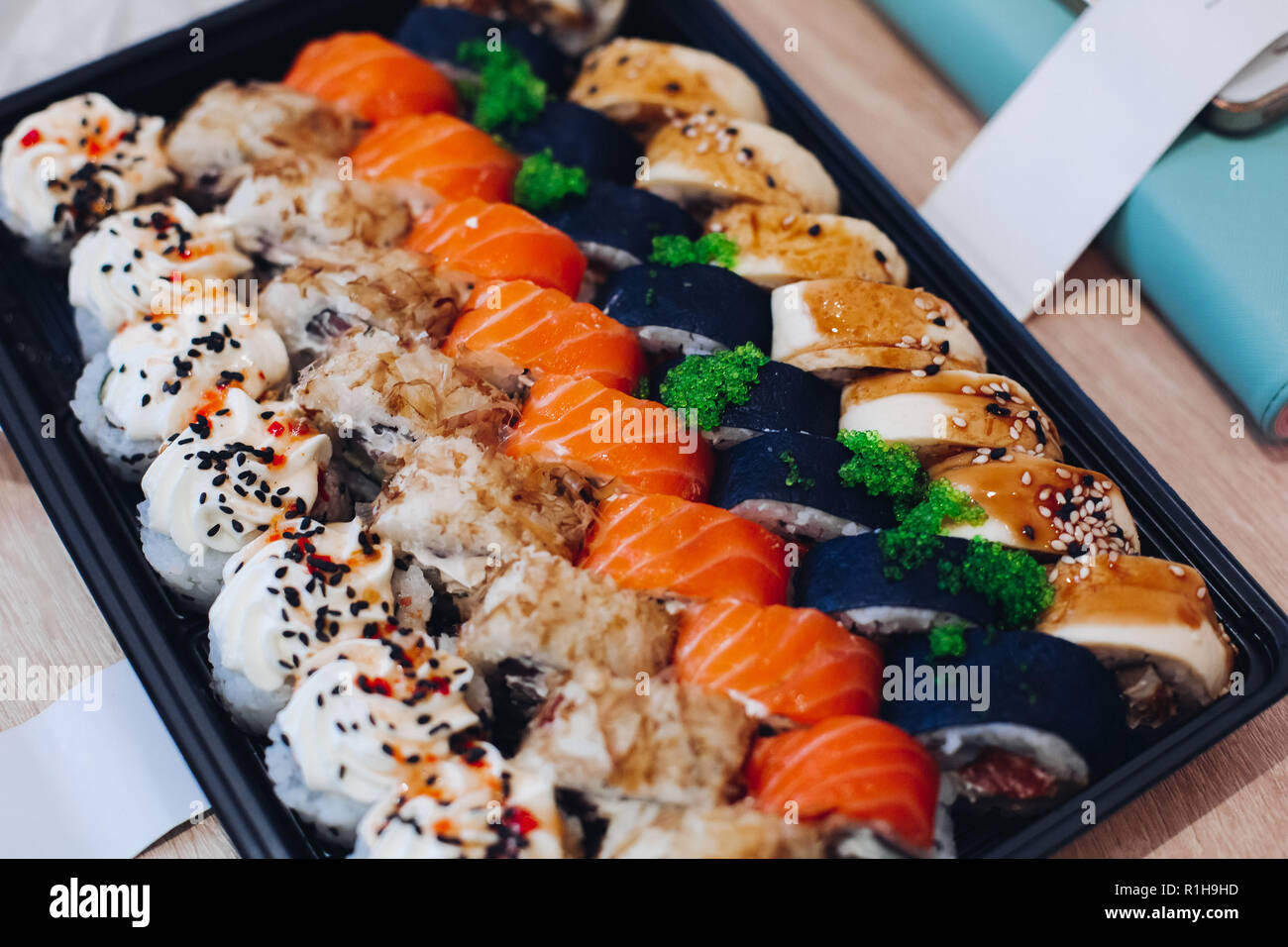 Sushi presentation hi-res stock photography and images - Alamy