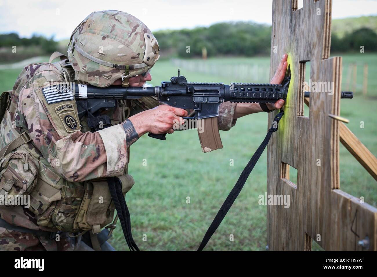 Airborne and ranger training brigade hi-res stock photography and ...