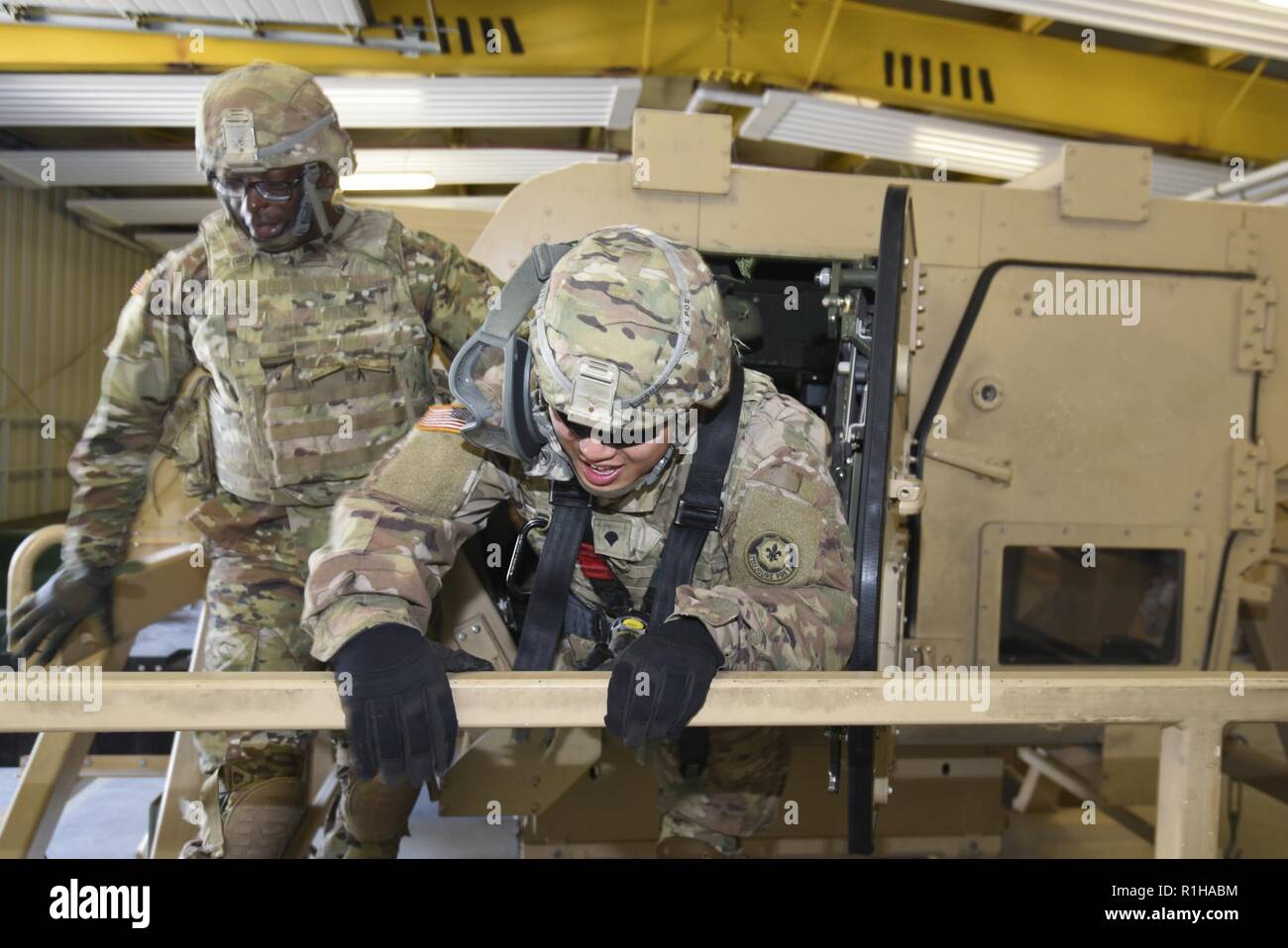 U.S. Soldiers assigned to Bravo Troop, Regimental Support Squadron, 2nd ...