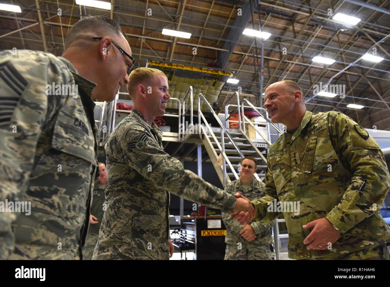 General stephen lyons hi-res stock photography and images - Alamy