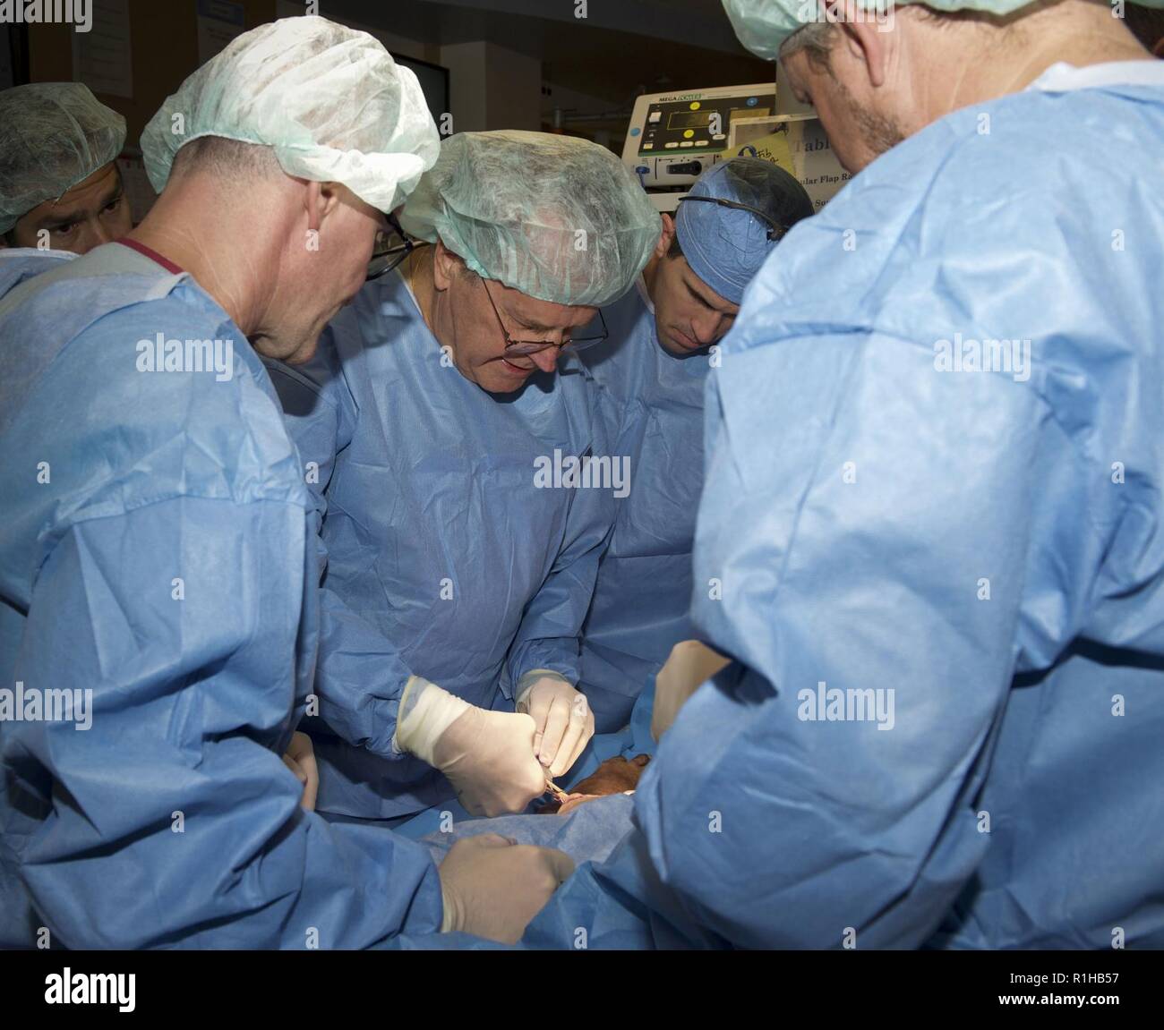 Craniofacial reconstruction hi-res stock photography and images - Alamy