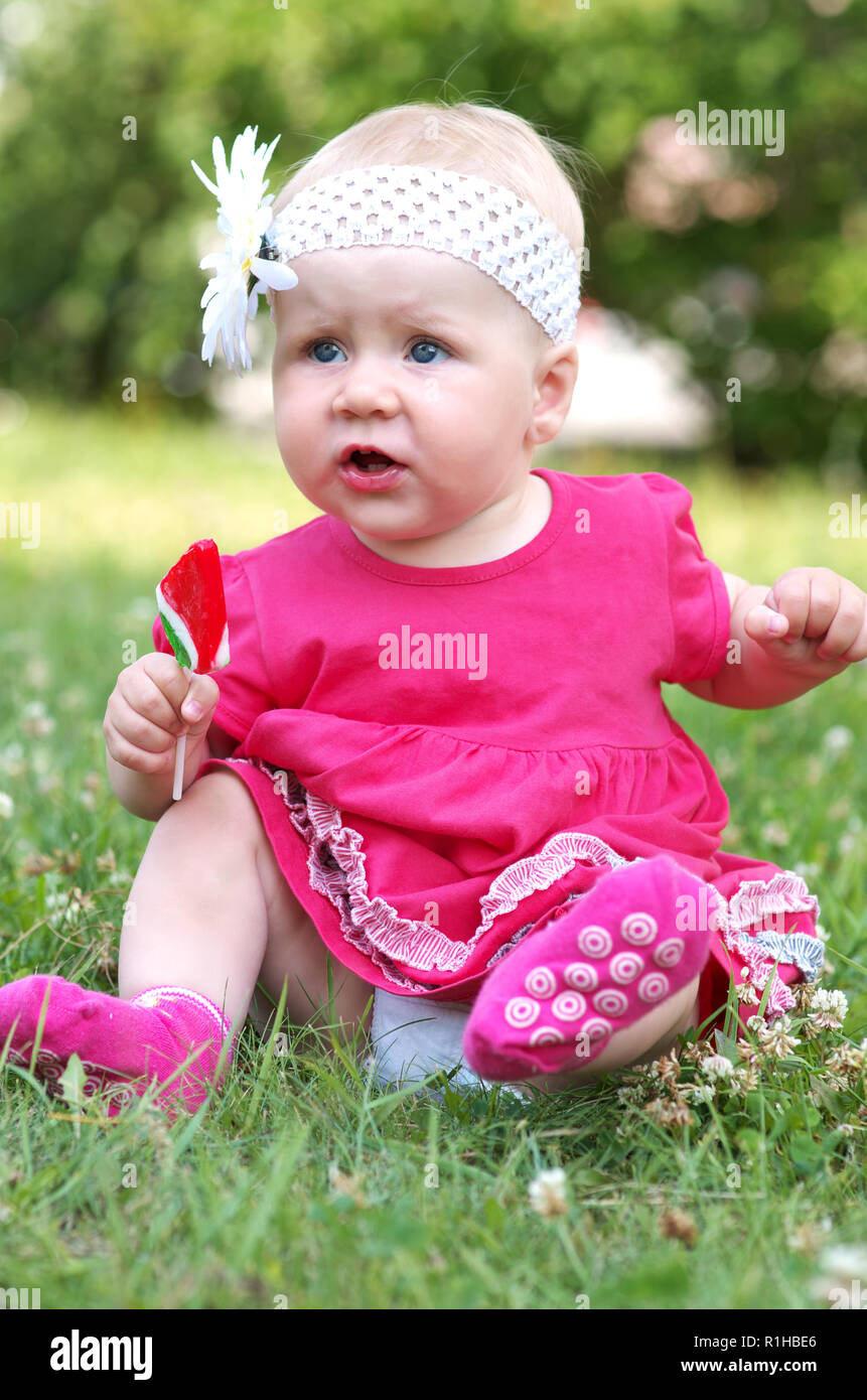 Child portrait dancer girl hi-res stock photography and images - Alamy
