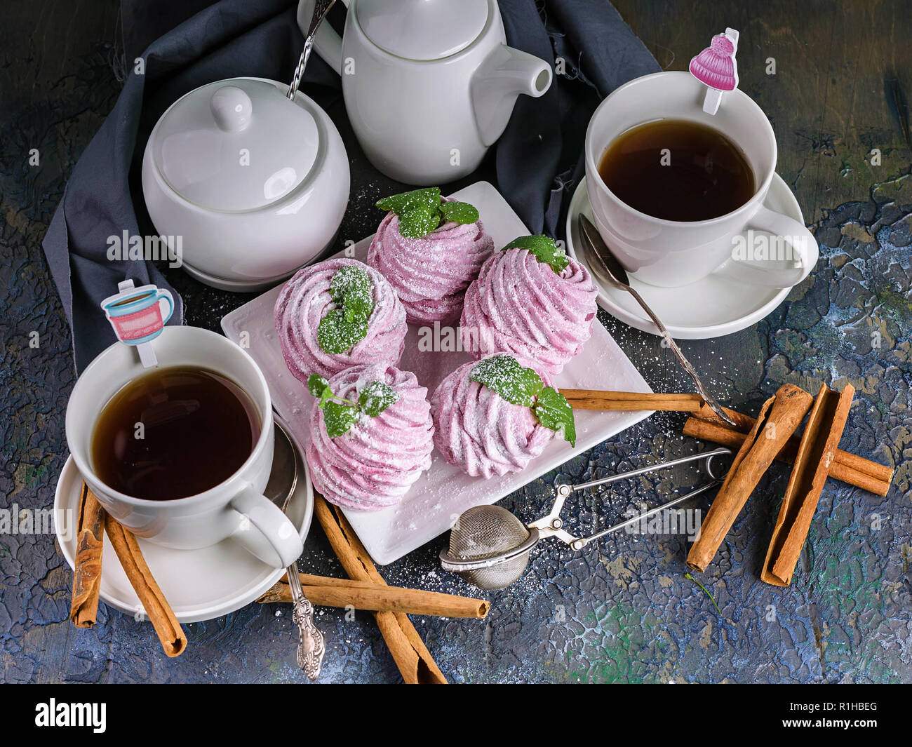 Marshmallow flavored hi-res stock photography and images - Alamy