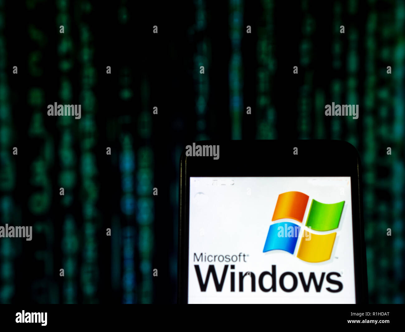 Operating system logo hi-res stock photography and images - Alamy