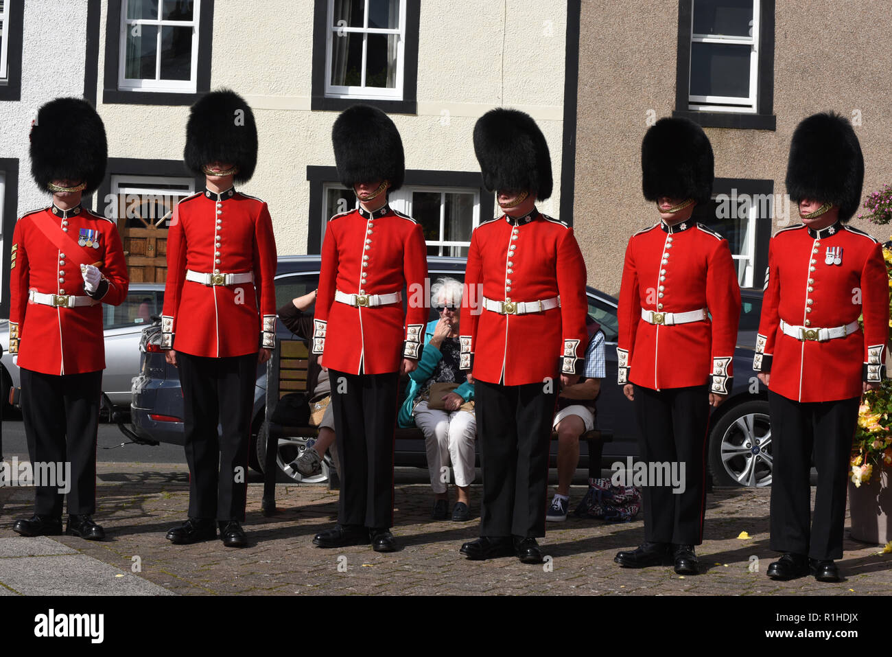 Scottish coldstream guards hi-res stock photography and images - Alamy