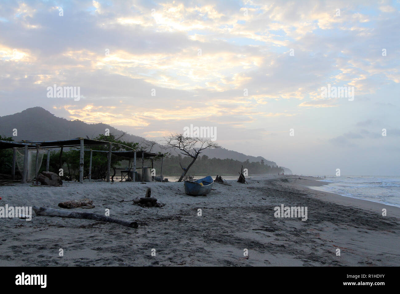 Dugout shelters hi-res stock photography and images - Alamy