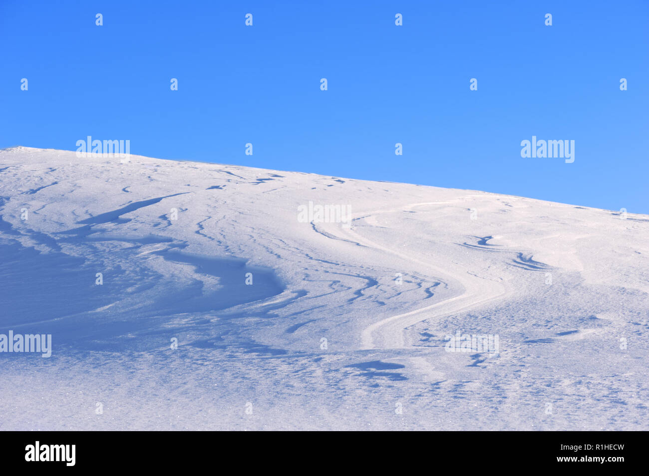 Hill slope scenery hi-res stock photography and images - Alamy