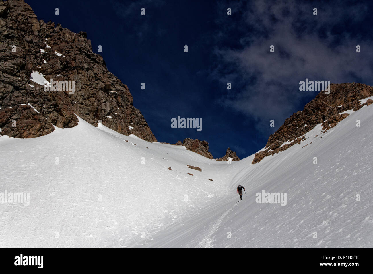 Mt Cupola, a snowy climb to the saddle, Nelson Lakes National Park, New ...