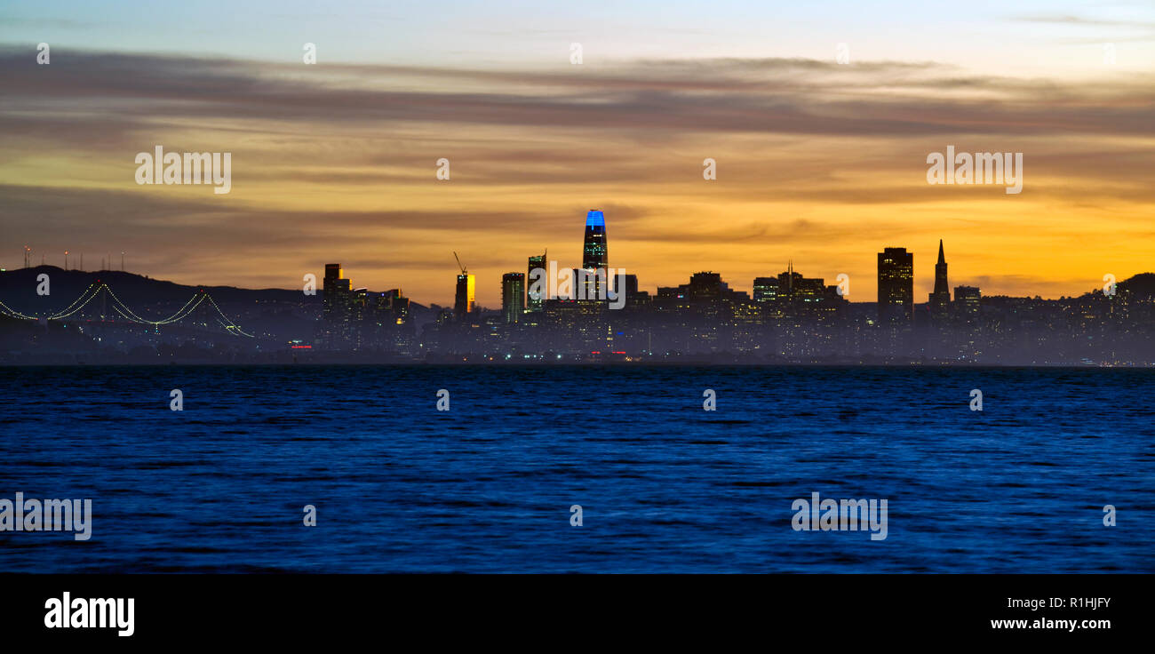Sunset san francisco hi-res stock photography and images - Alamy