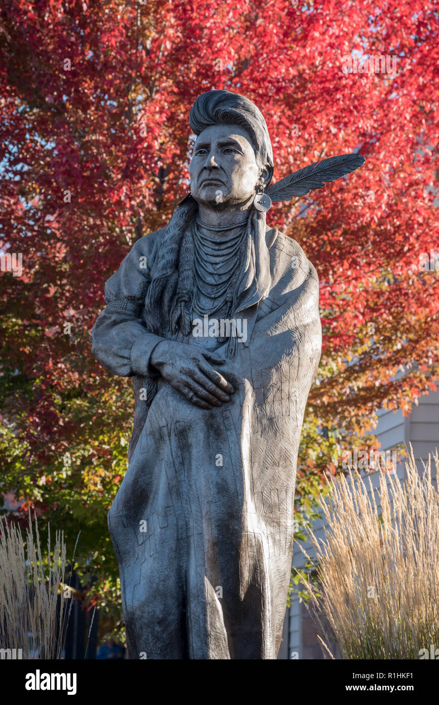 Chief joseph hi-res stock photography and images - Alamy