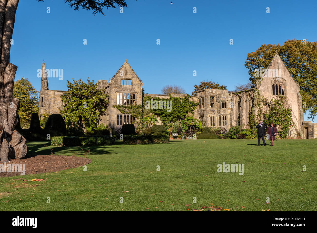 Nymans national trust hi-res stock photography and images - Alamy