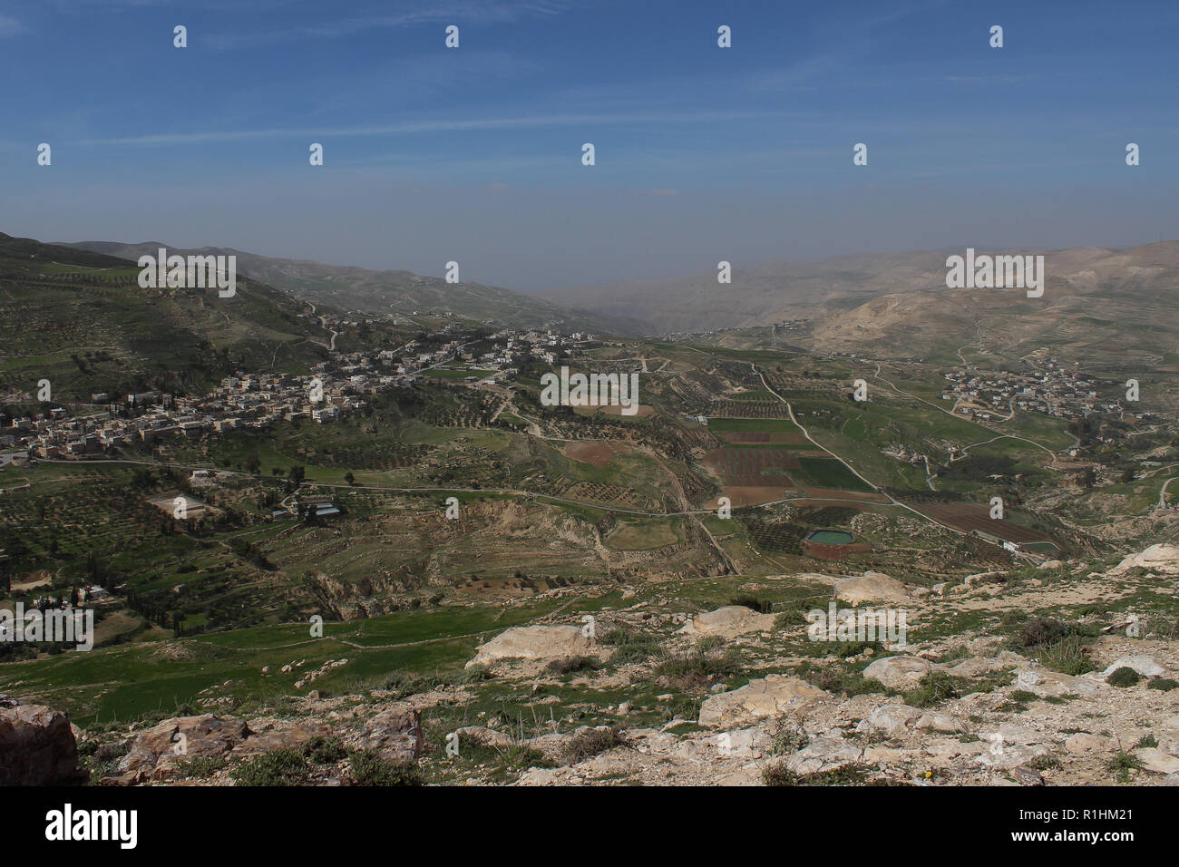 Jordan, countryside between aqaba and amman Stock Photo - Alamy