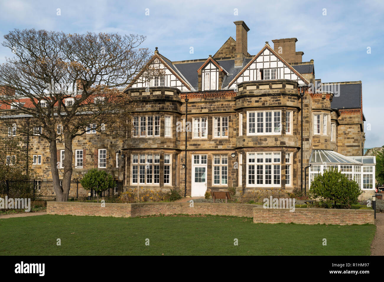 British hostel hi-res stock photography and images - Alamy