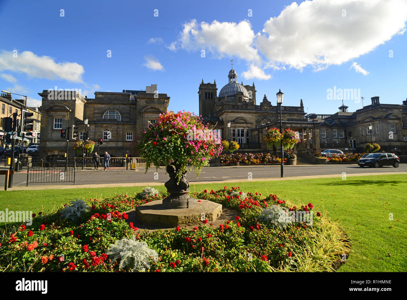 Bath royal baths hi-res stock photography and images - Alamy