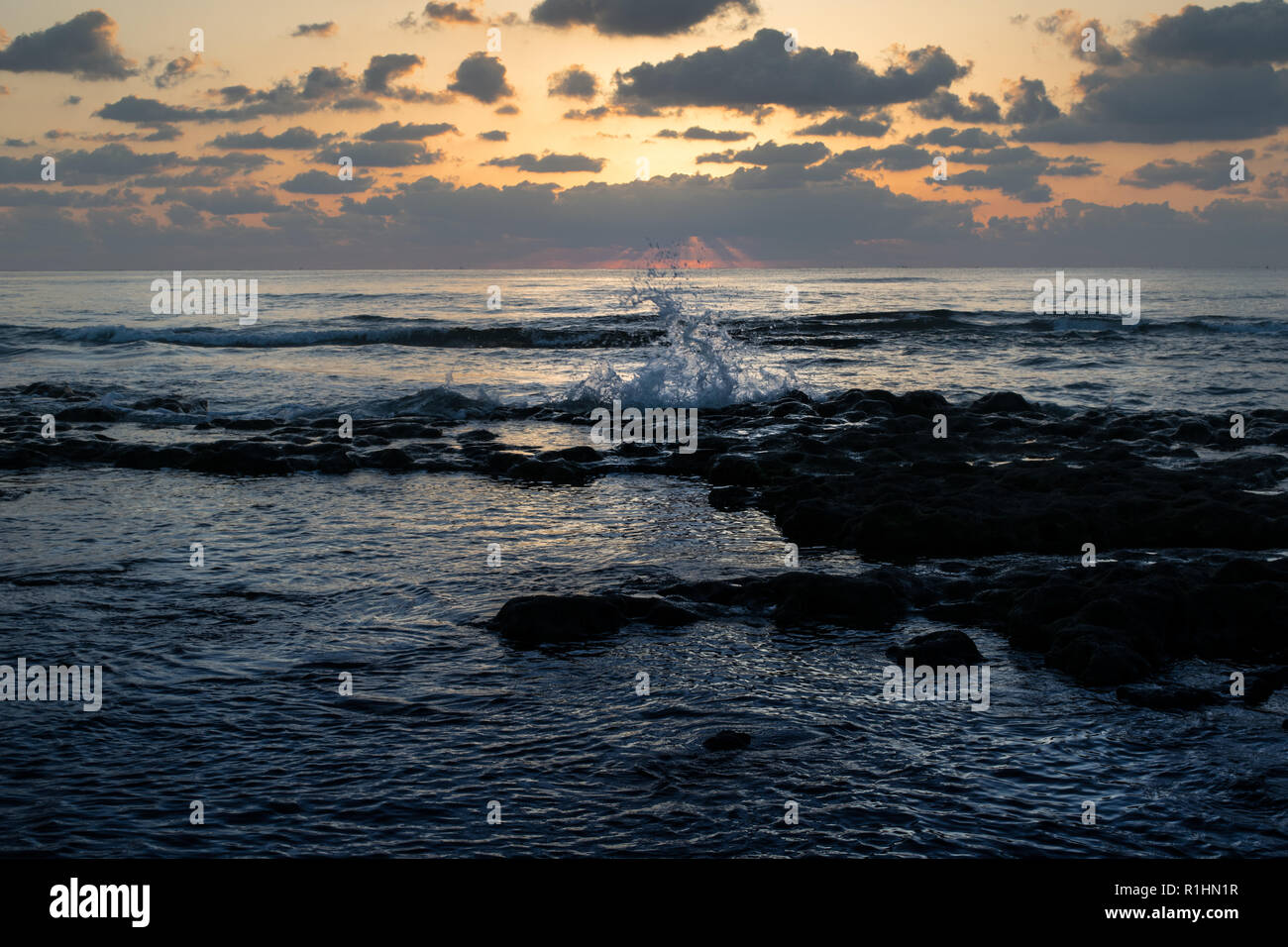 Wave morning hi-res stock photography and images - Alamy