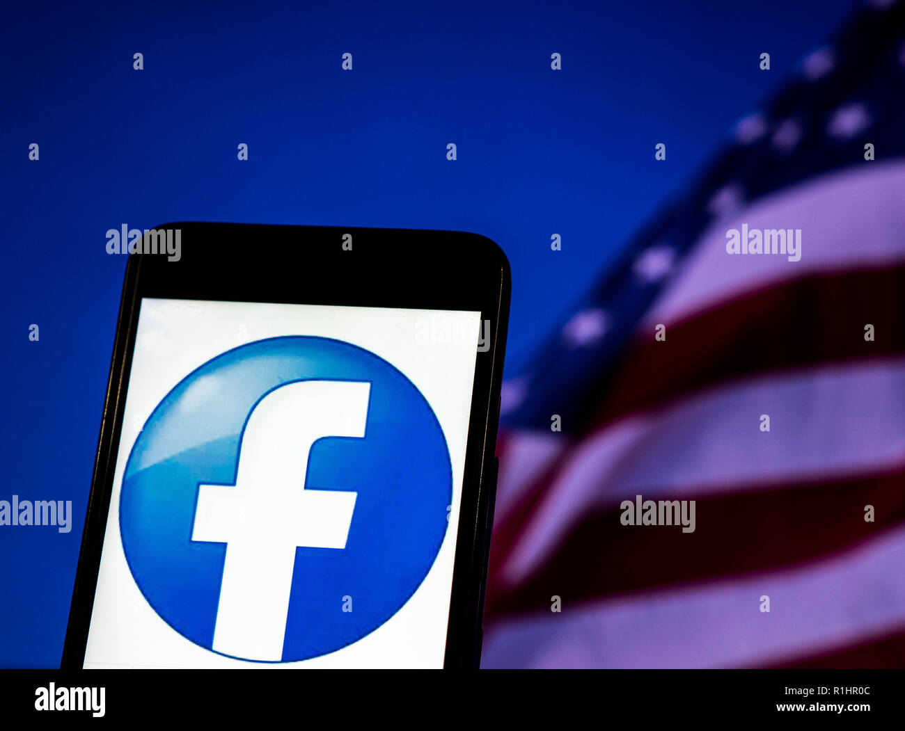 Facebook Logo On Phone High Resolution Stock Photography and Images - Alamy