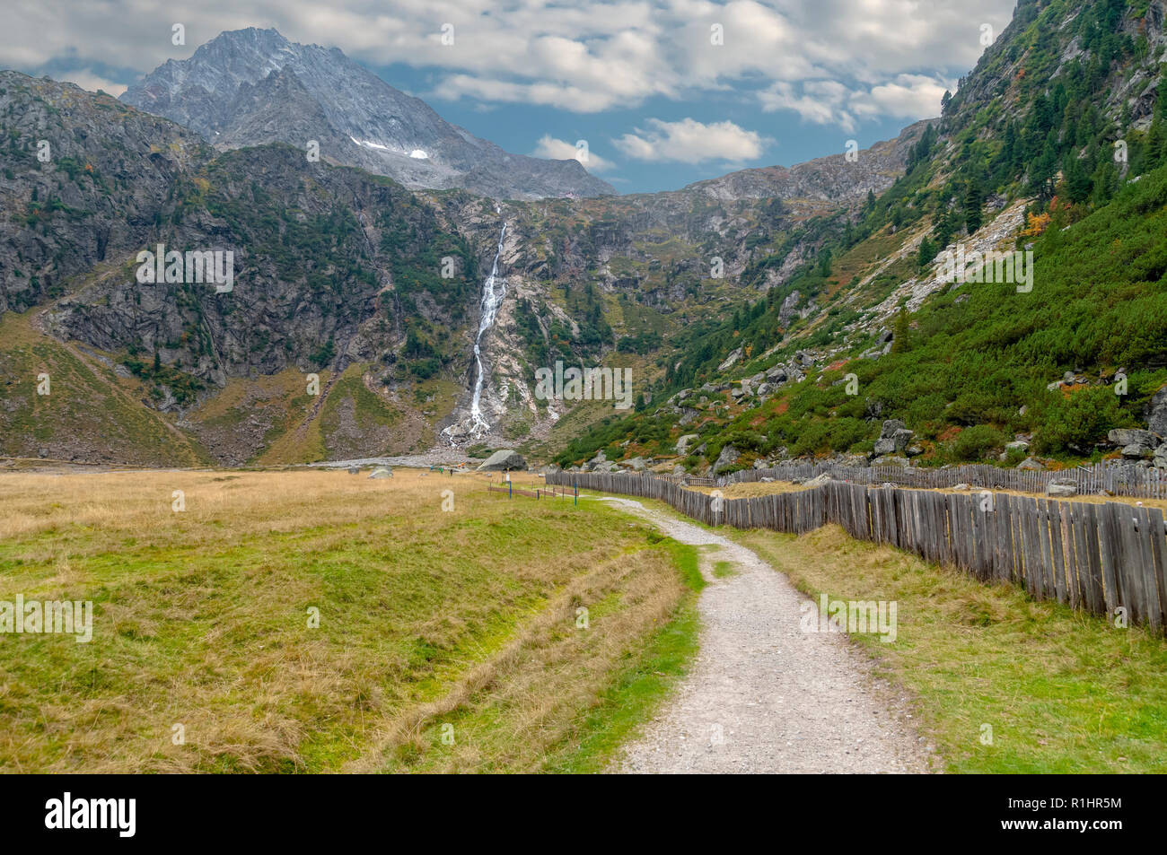 Hike To Waterfall High Resolution Stock Photography and Images - Alamy