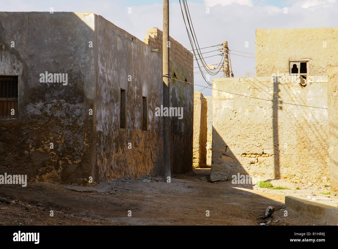 Abandoned traditional Omani house in Mirbat, Dhofar region, Oman Stock ...