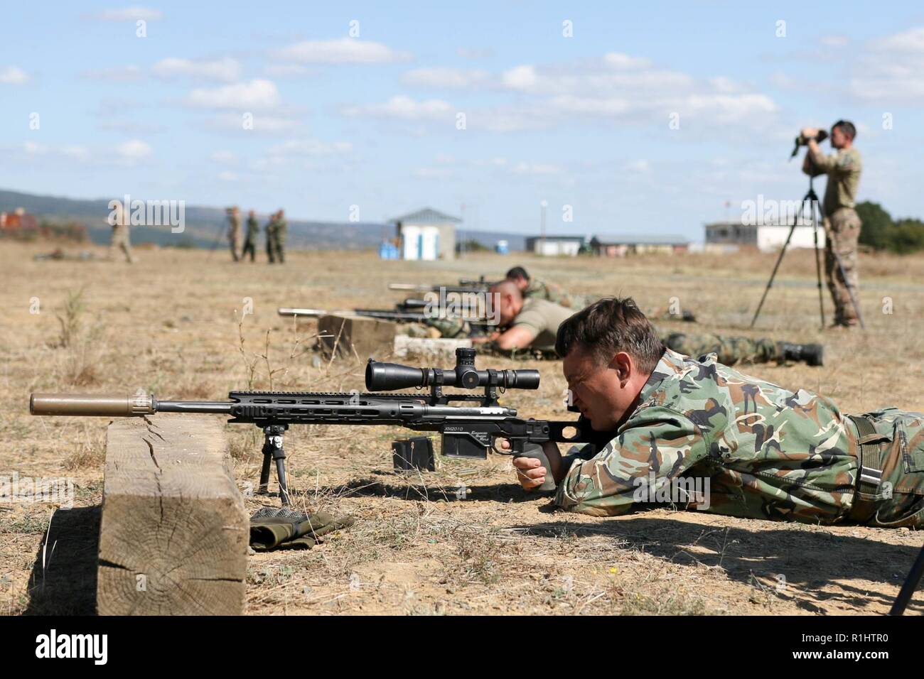 Target acquisition platoon hi-res stock photography and images - Alamy
