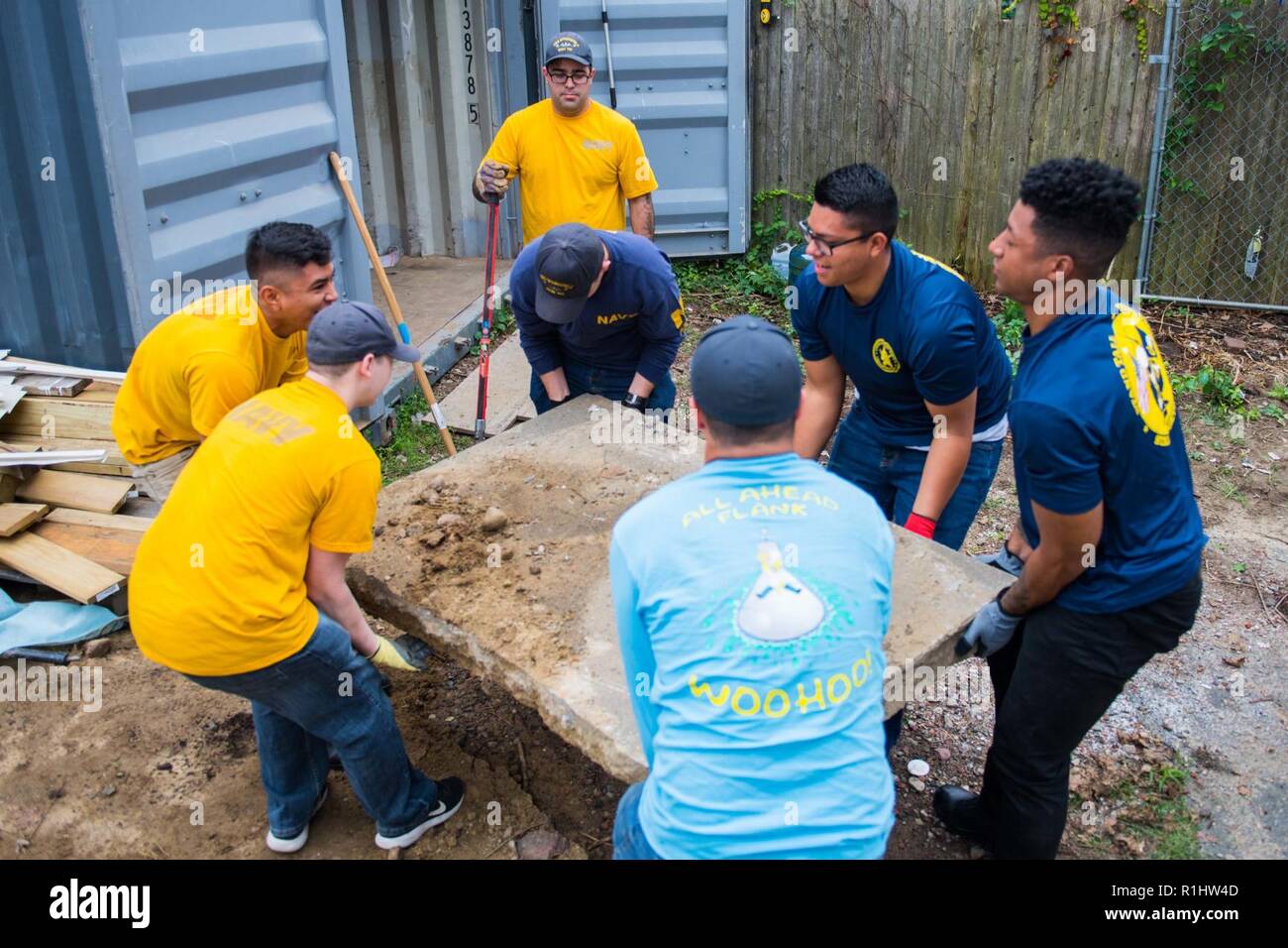 SPRINGFIELD, Mass. (September, 21 2018) Sailors assigned to USS ...