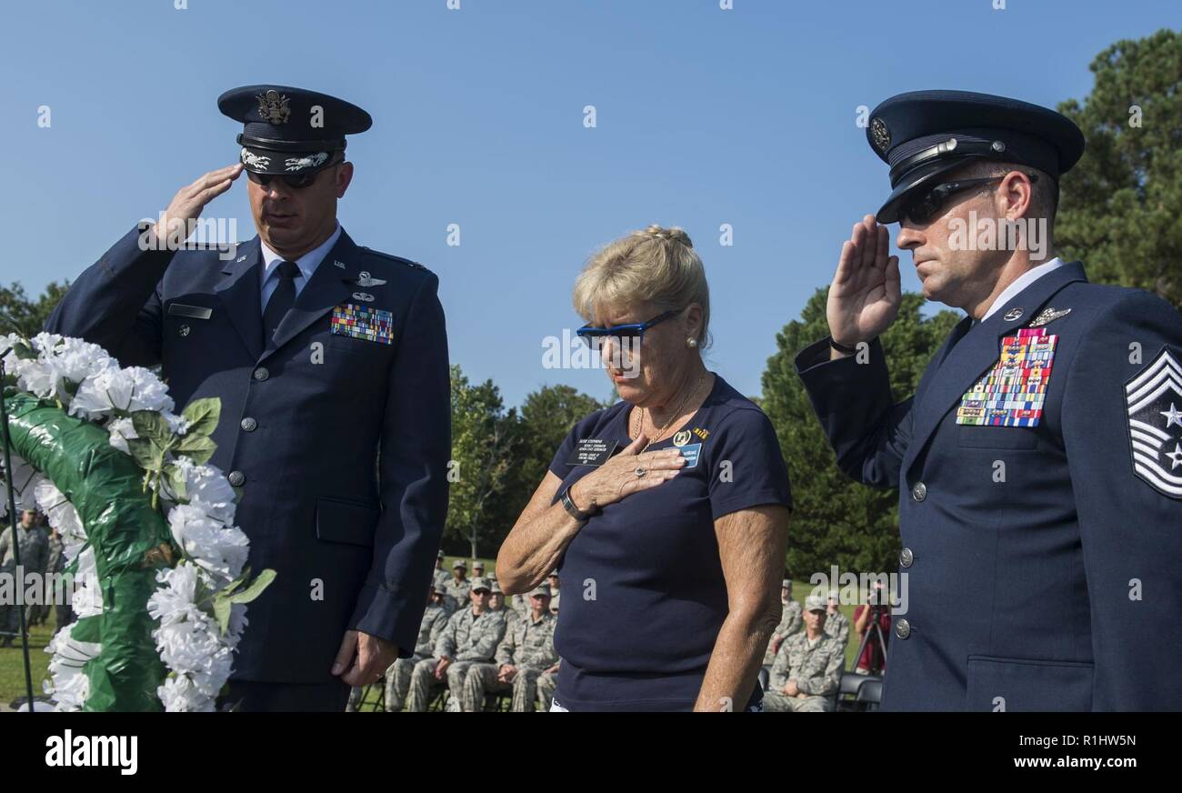 From left, U.S. Air Force Col. Ryan Inman, 20th Fighter Wing (FW) vice ...