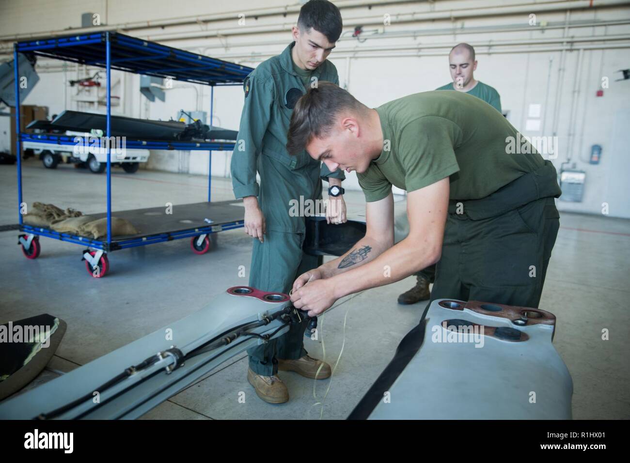 U.S. Marines with Marine Light Attack Helicopter Squadron 267, Marine ...