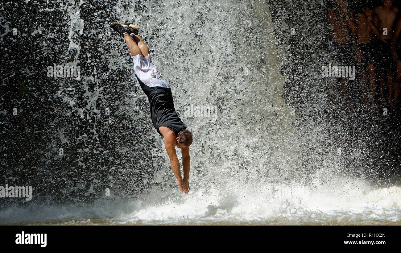 10m Diver High Resolution Stock Photography and Images - Alamy