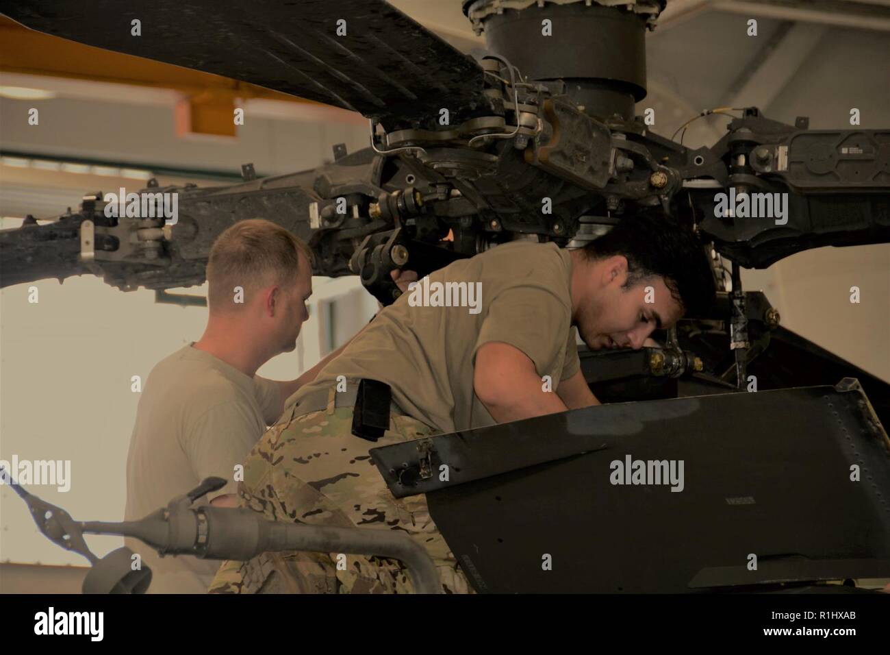 U.S. Soldiers assigned to Company D, 1st Battalion, 3rd Aviation ...