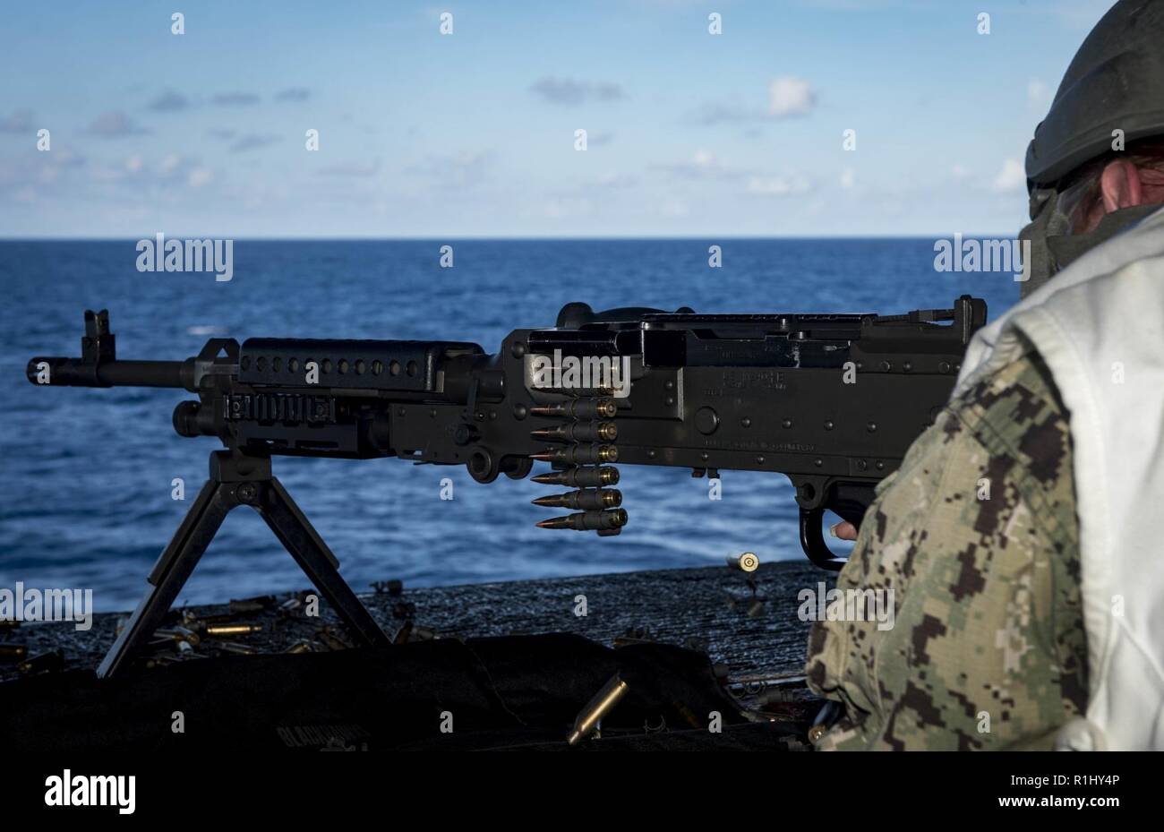 77 m m gun hi-res stock photography and images - Alamy
