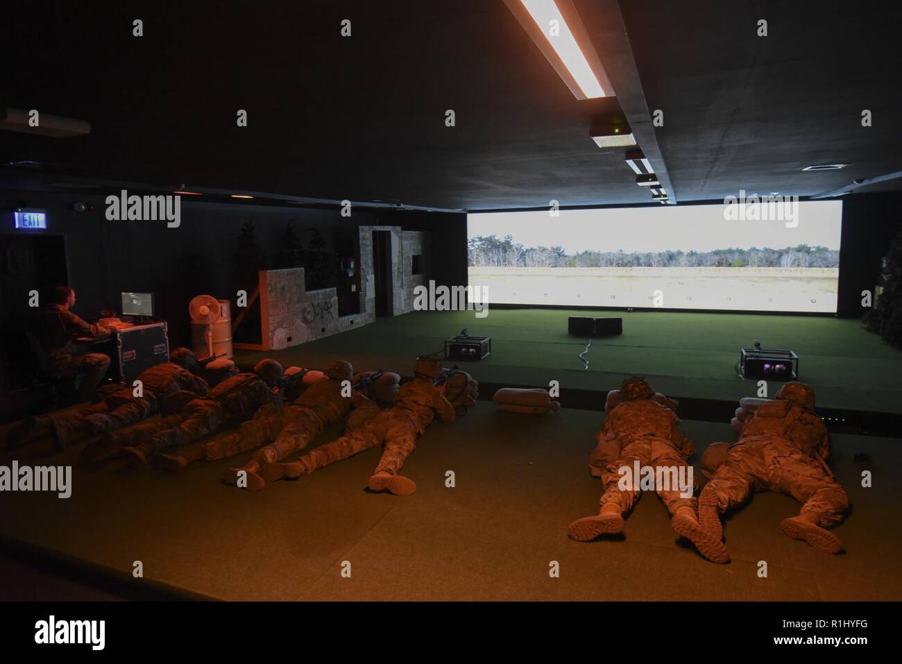 U.S. Soldiers assigned to 15th Engineer Battalion, 18th Military Police ...