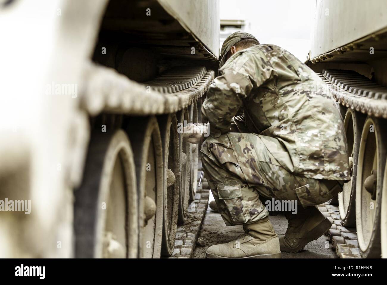 Soldier Assigned to 2/278th Armored Cavalry Regiment, Task Force Raider ...