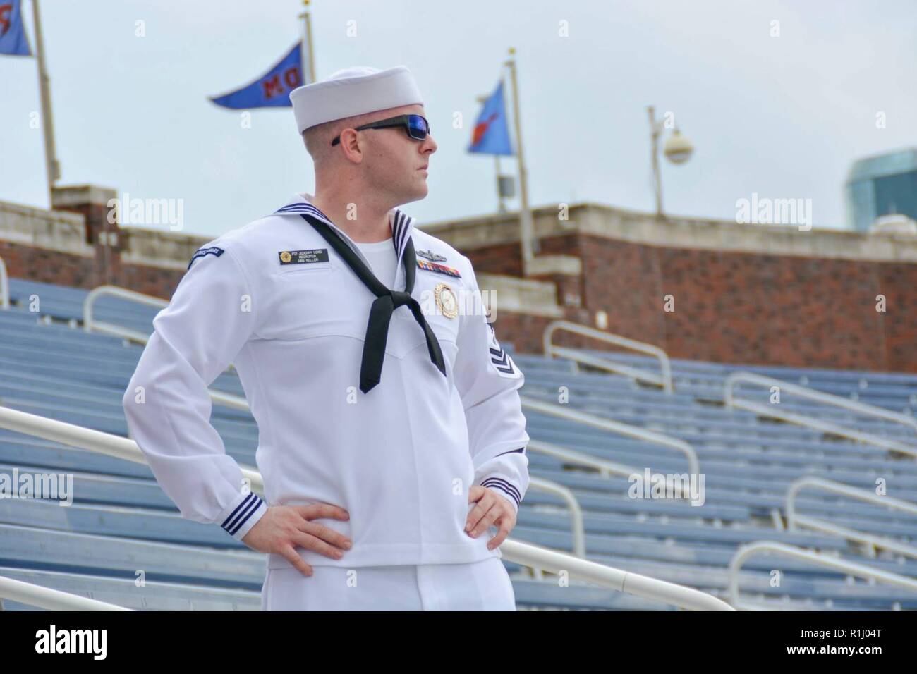 Navy recruiting district nrd dallas hi-res stock photography and images ...
