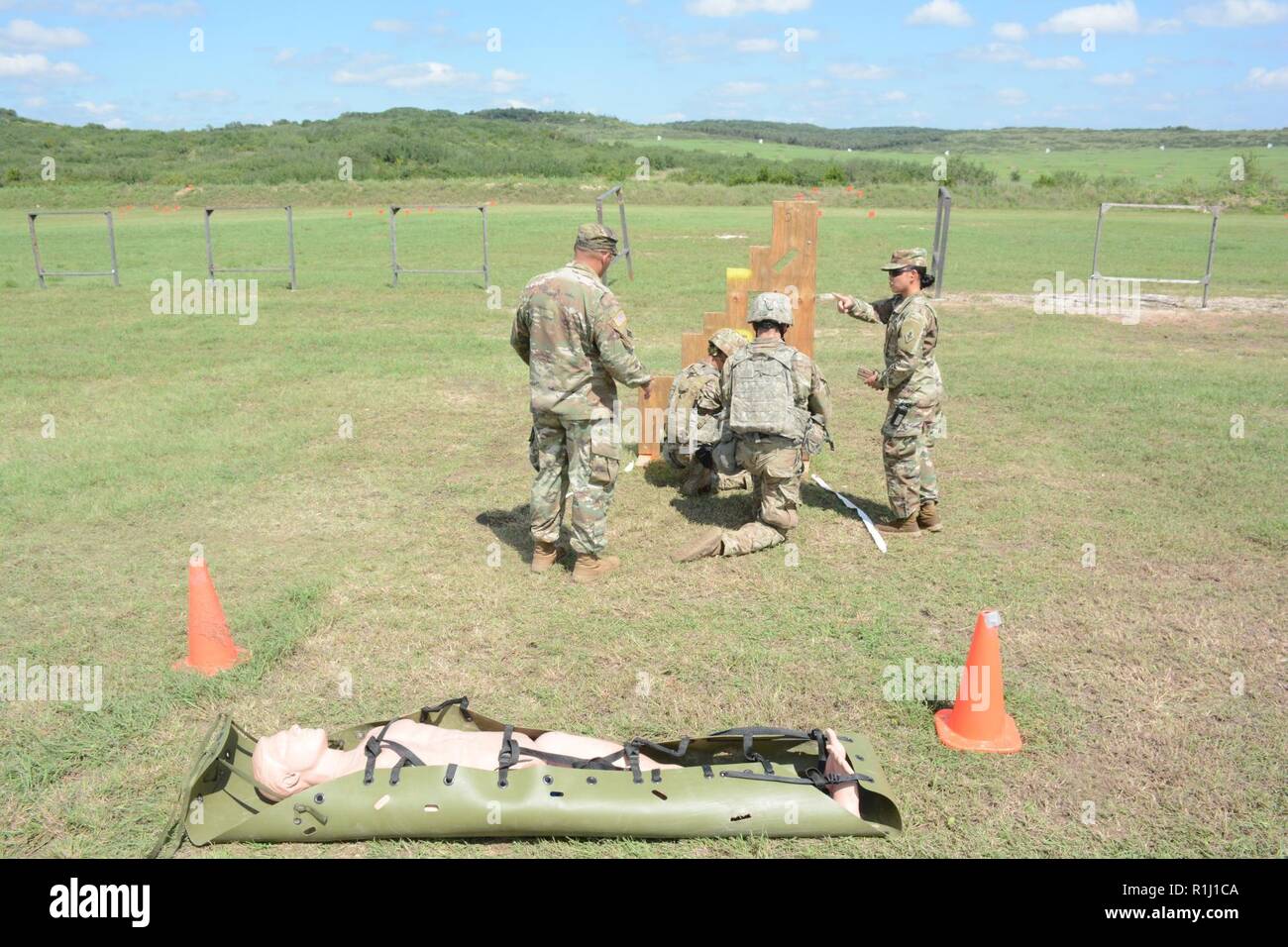 Army best medic competition hi-res stock photography and images - Alamy