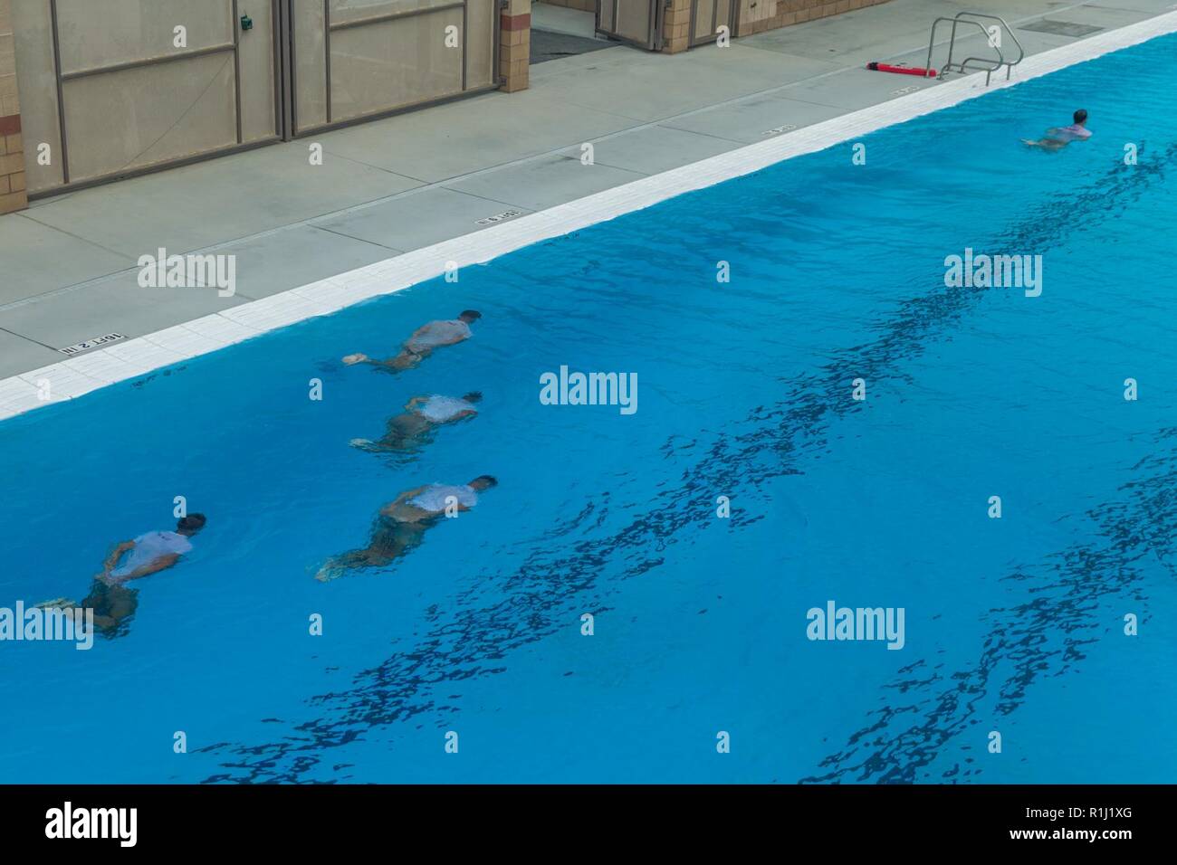 U.S. Marine Corps Basic Reconnaissance Primer Course 9-18 students with ...