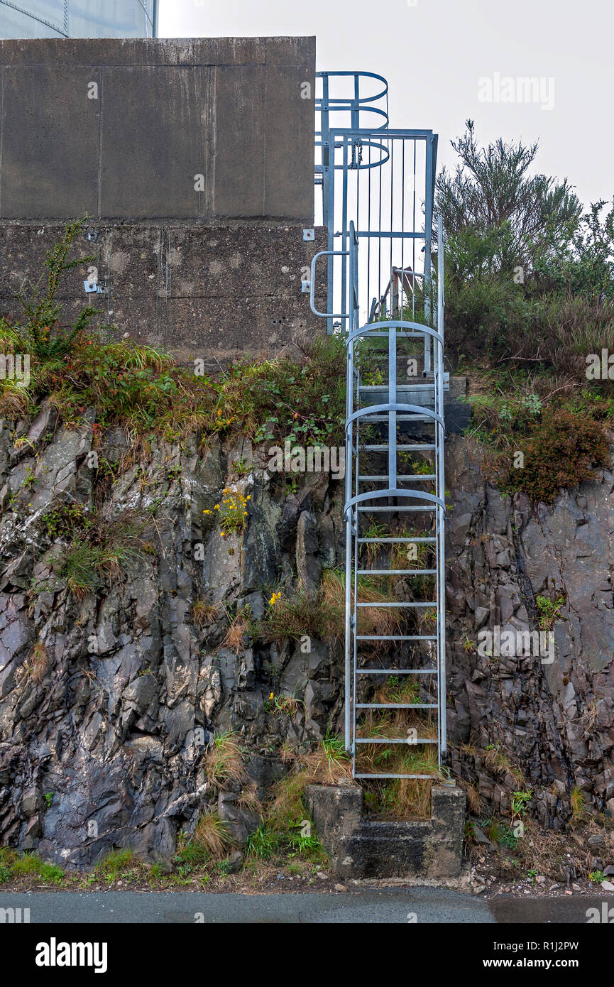 Ladder safety hi-res stock photography and images - Alamy
