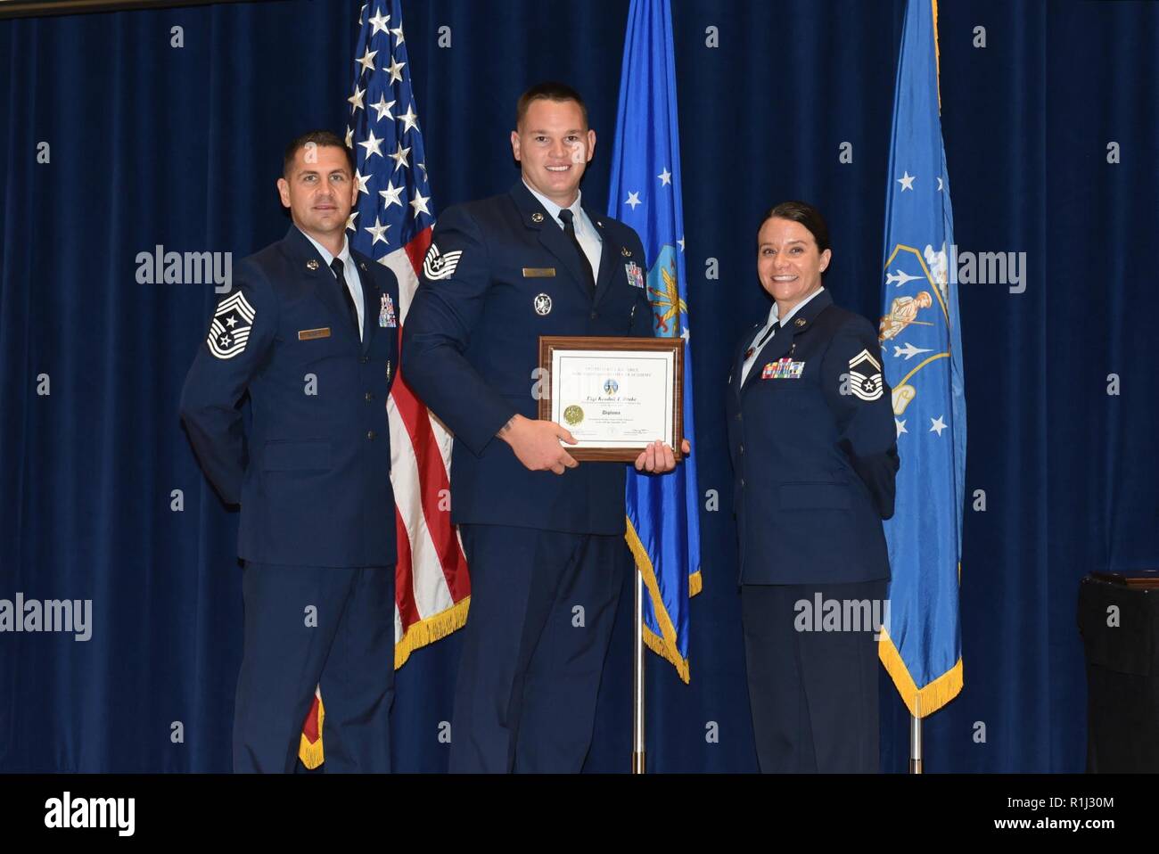 158th fighter wing command chief hi-res stock photography and images ...