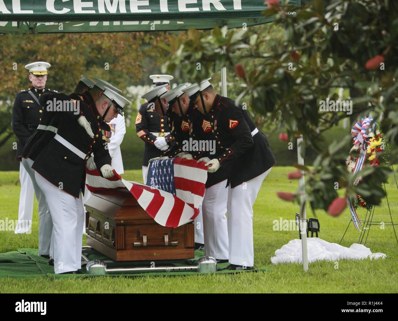 Marine Corps Body Bearers, Bravo Company, Marine Barracks Washington D ...