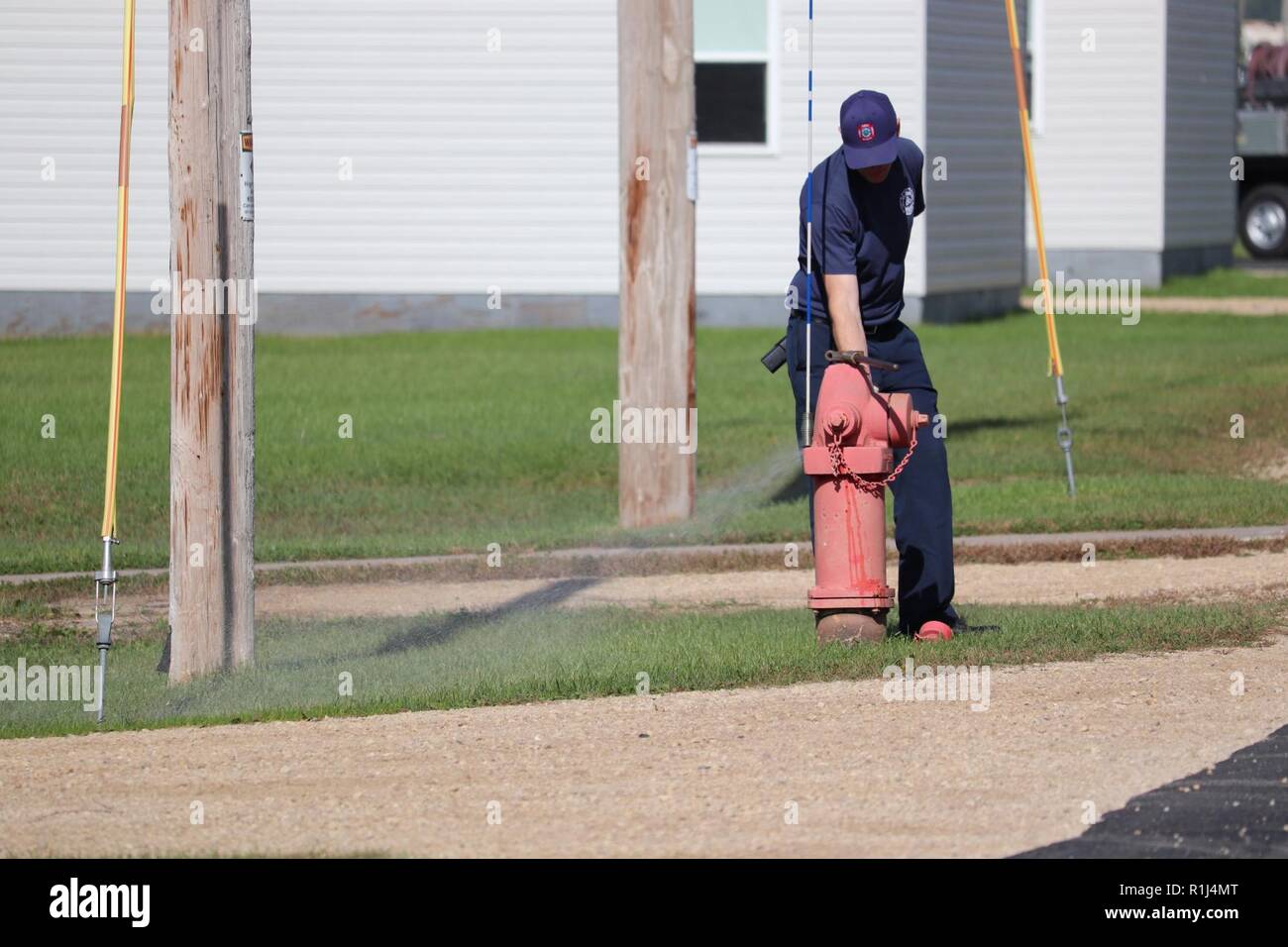 Wisconsin hydrant flushing hi-res stock photography and images - Alamy